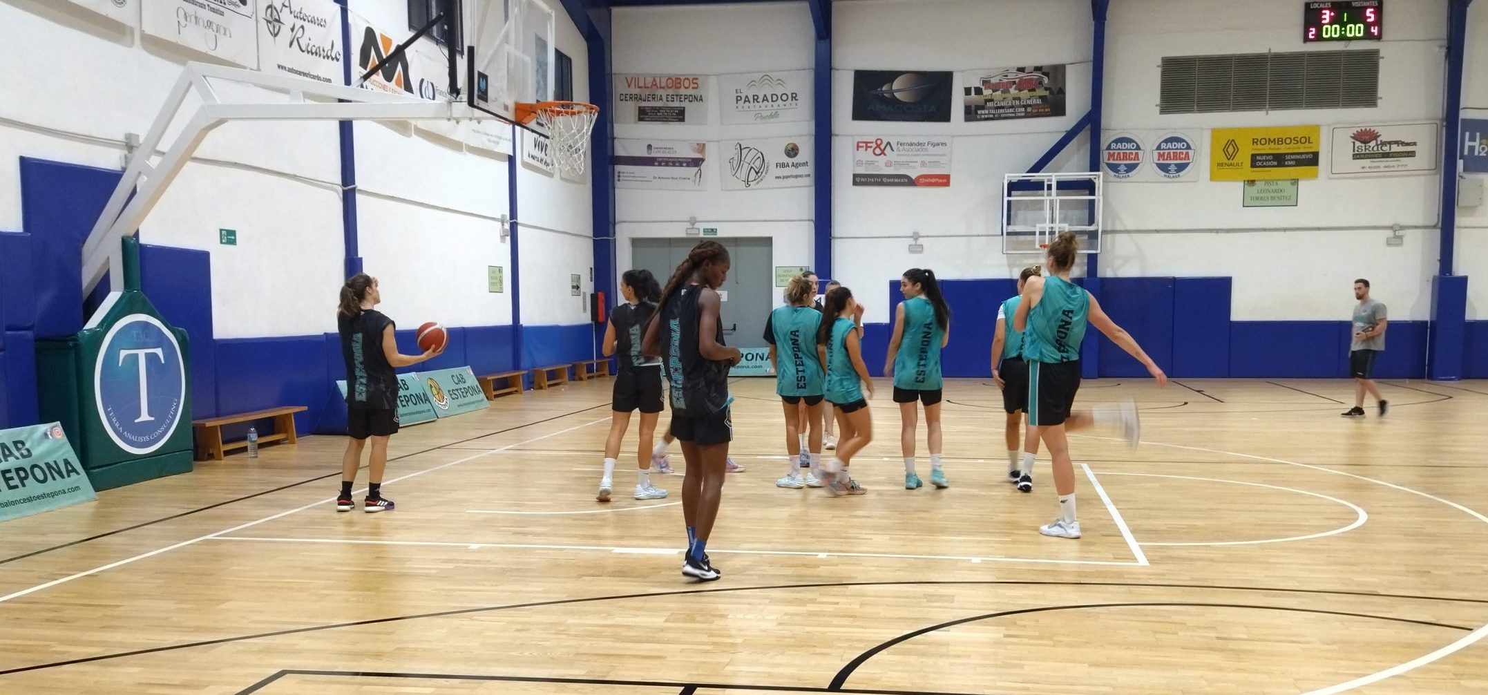 El Antela Parada vuelve a acoger el clásico de la Liga Femenina ...