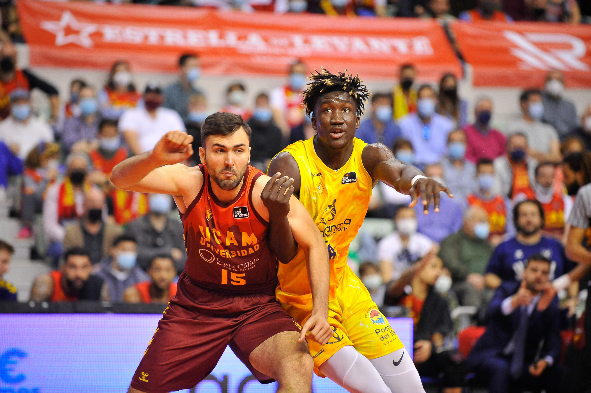 Emanuel Cate refuerza el juego interior manresano – Basket Pasion. Todo ...